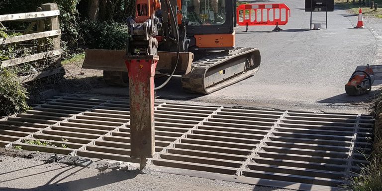 Grid Maintenance - Triangle Limited